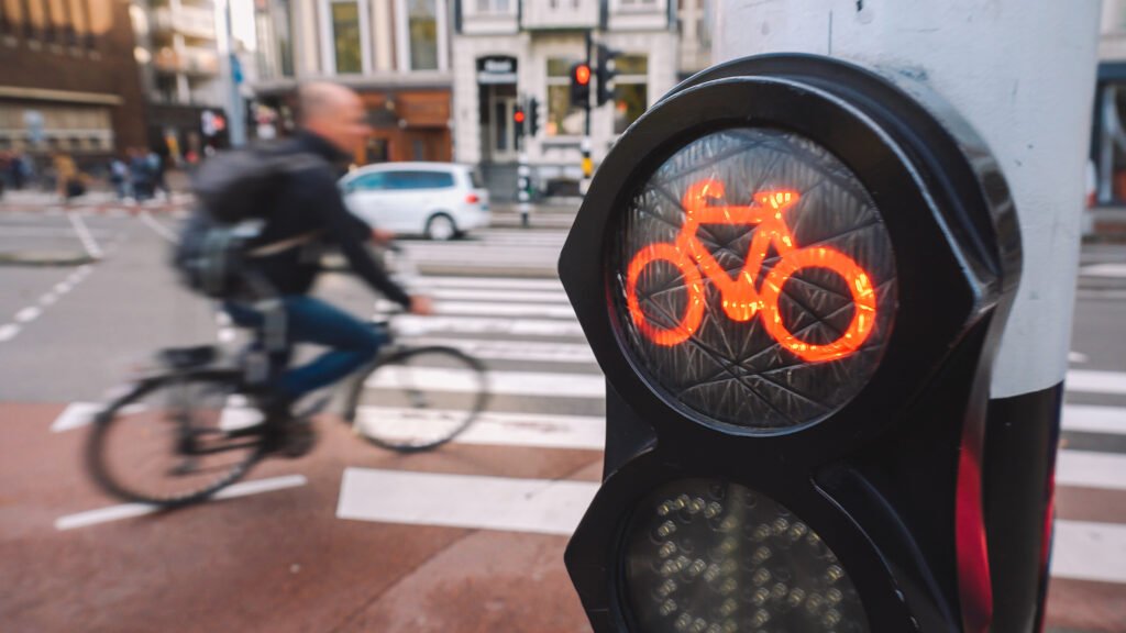 E-Bike Safety: Ride Smart - SNVBC